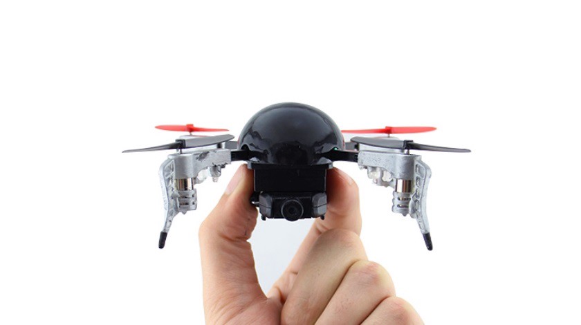 Ucrania recibirá los micro drones Black Hornet Nano, que pesan 16 ...